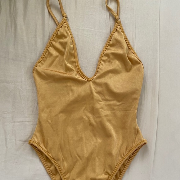 Gooseberry | Swim | Sold Do Not Buy Gooseberry Seaside Onepiece Bikini ...